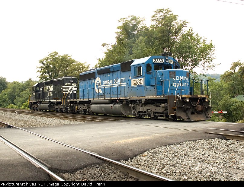 NS 3380 (Ex-Conrail 6446) on the move